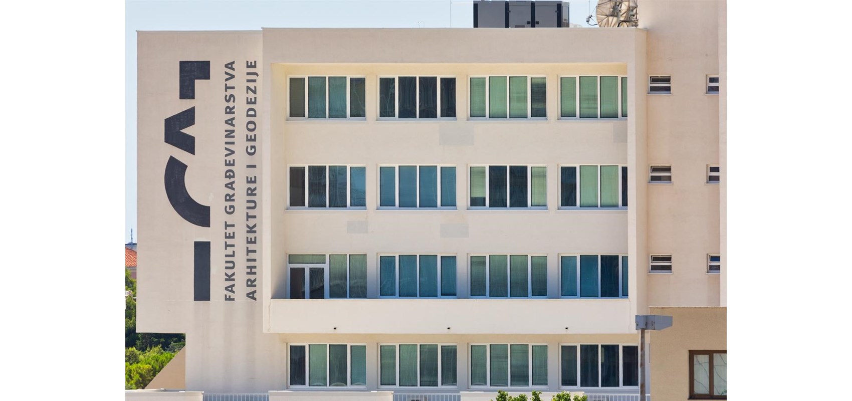 Sveučilište u Splitu - WHY STUDY AT THE FACULTY OF CIVIL ENGINEERING ...