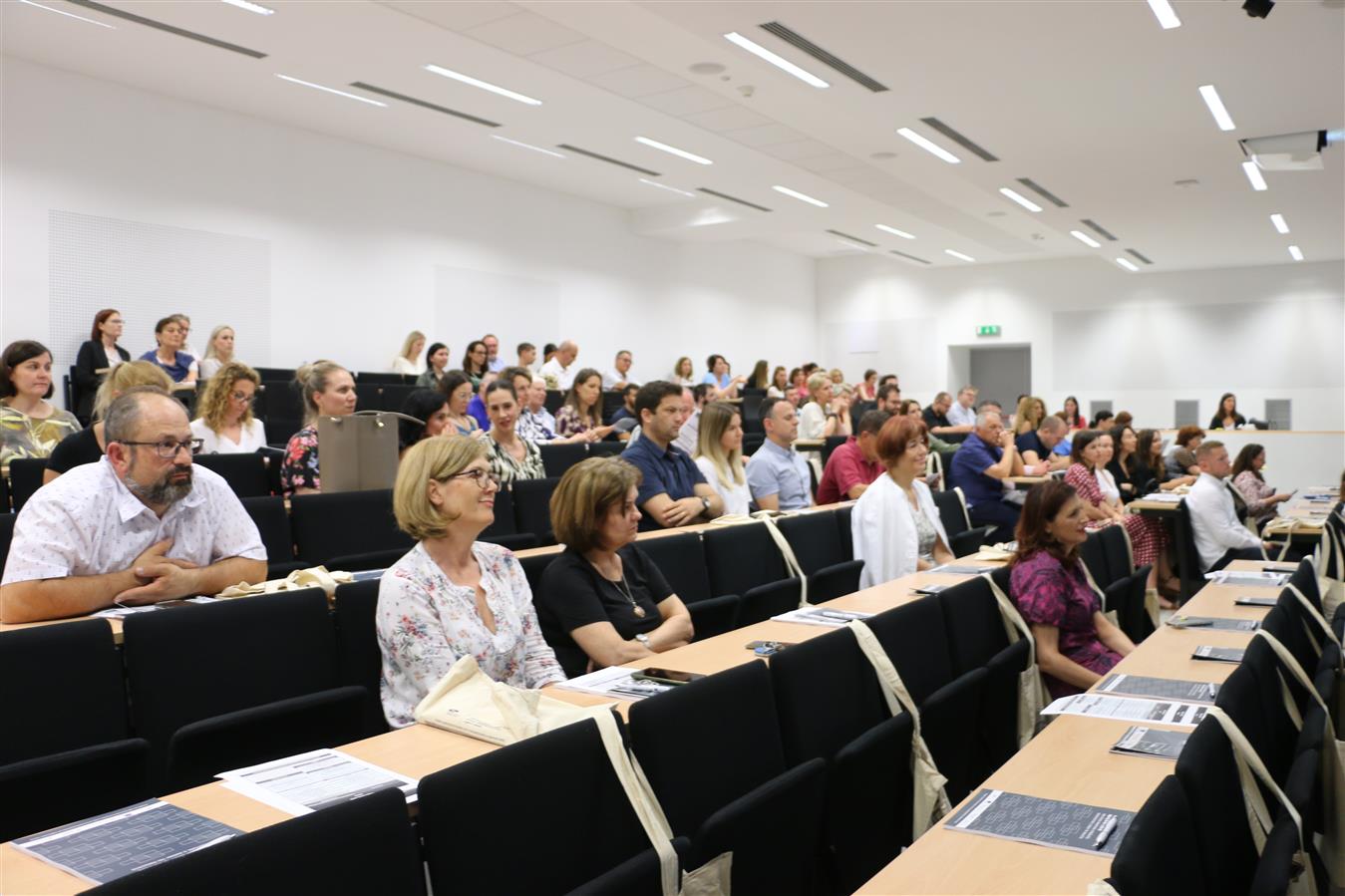 Sveučilište u Splitu - Final conference of the project Functional ...